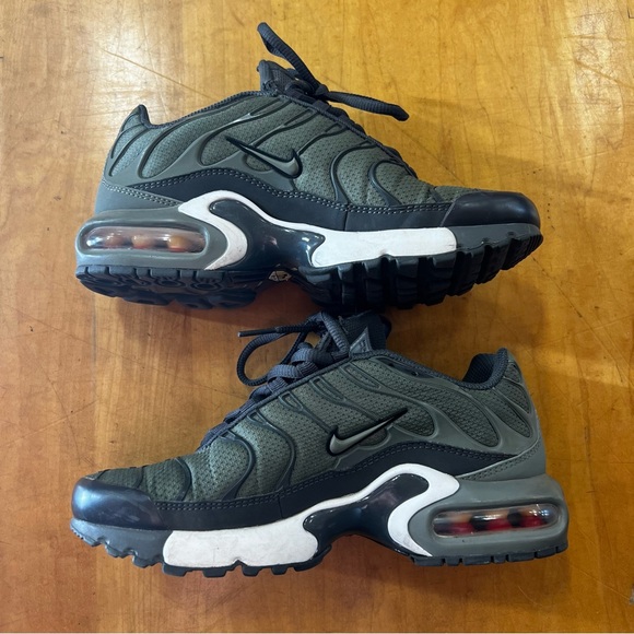 Nike | Shoes | Nike Air Max Tn Air Rare Sample Green White Gray | Poshmark